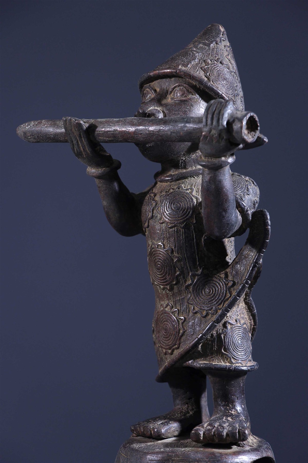 Joueur de cor Benin Bini Edo (10478) - Statues africaines Bénin