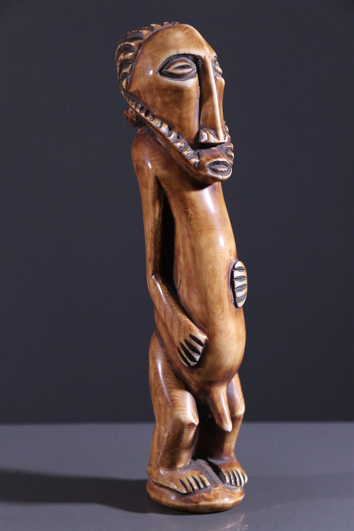 Statuette Bembe en ivoire (10890) - Ivoires d'africain ancien ...