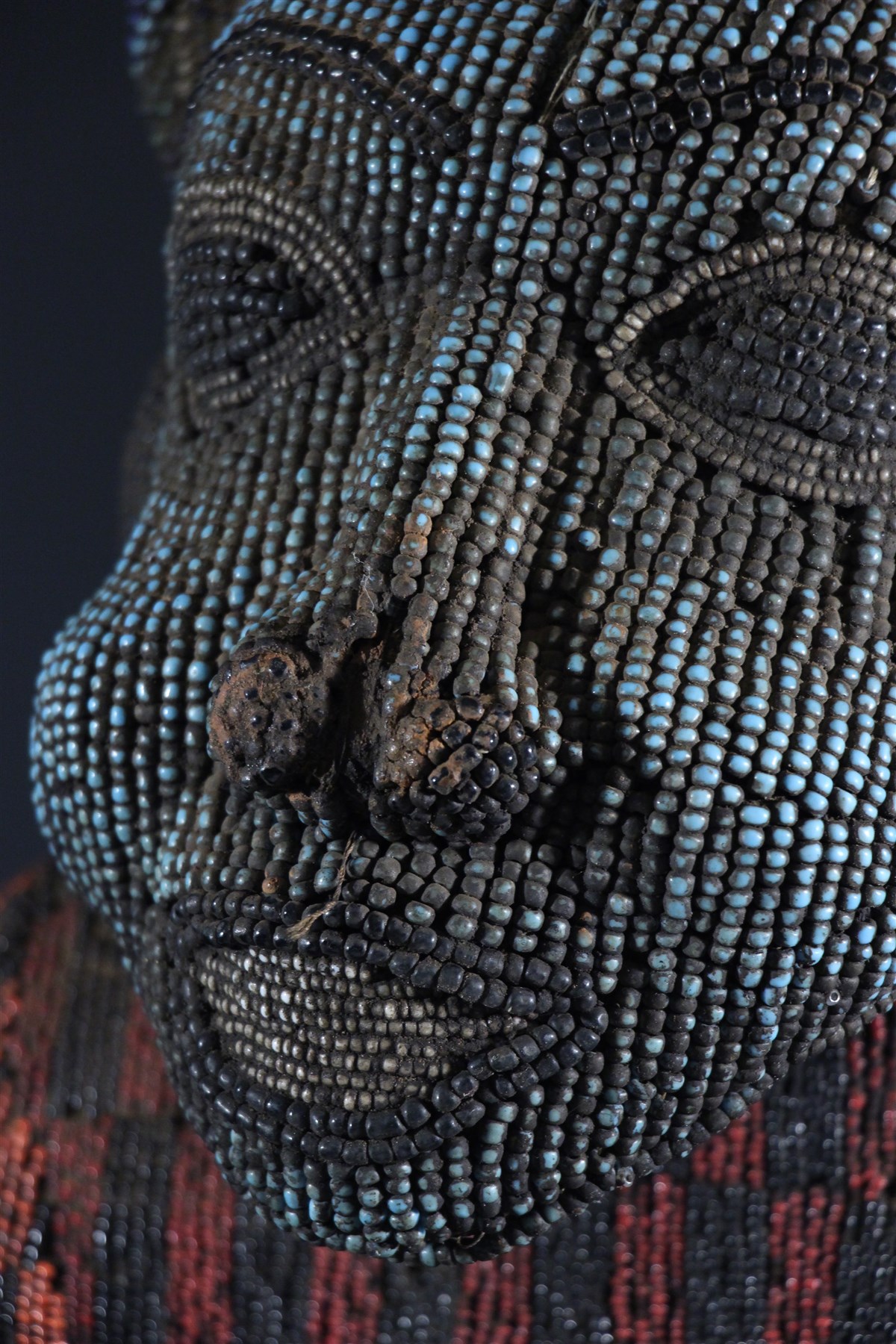 Statue-trône perlée Afo -a- Kom (11448) - Trône Bamileke - Art africain