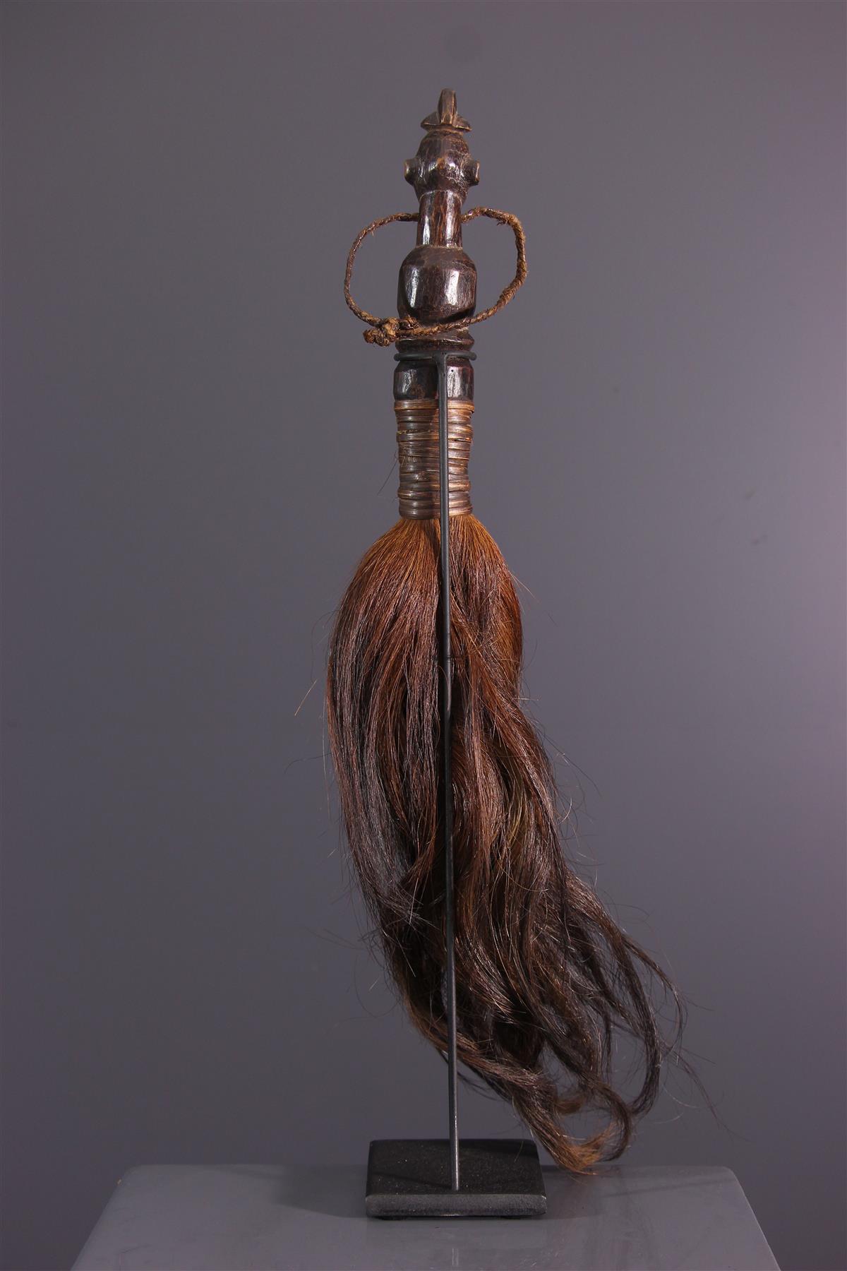 Chasse-mouche Yaka (17192) - Objets usels, poulies,boîtes, métier à ...