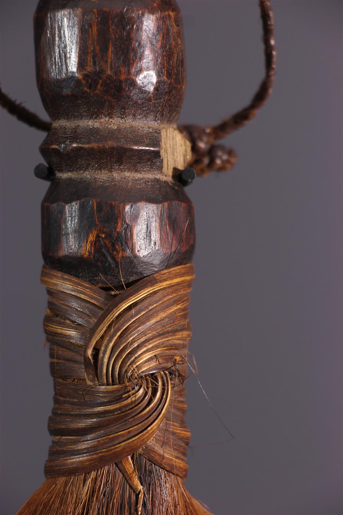 Chasse-mouche Yaka (17192) - Objets usels, poulies,boîtes, métier à ...