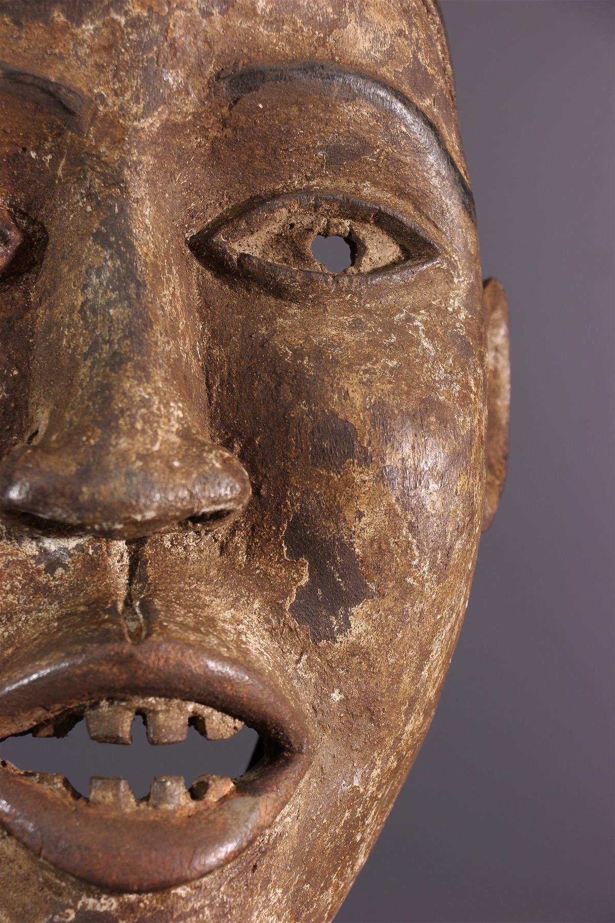 Masque Kongo Yombe (22154) - Masque africain Kongo - Art africain