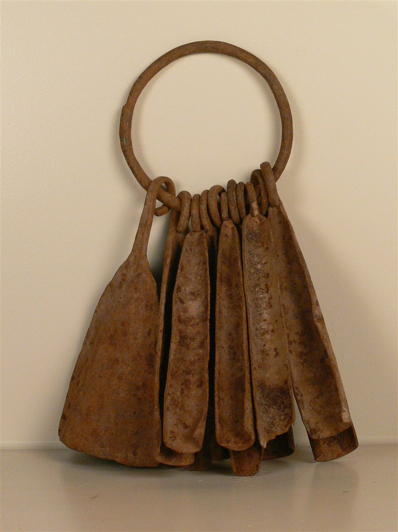 Chamba primitive coins (2727) - Coins in bronze, black iron and other ...