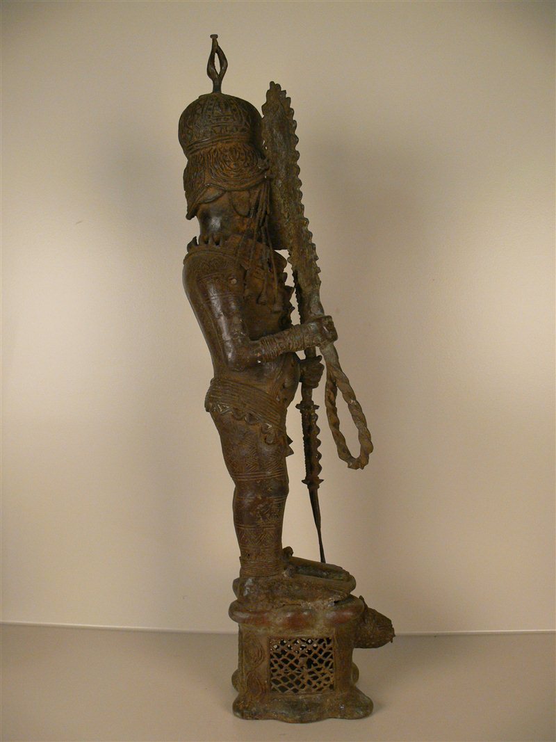 Oba warrior Bini Edo (2885) - African statues : tribal fetish, maternity