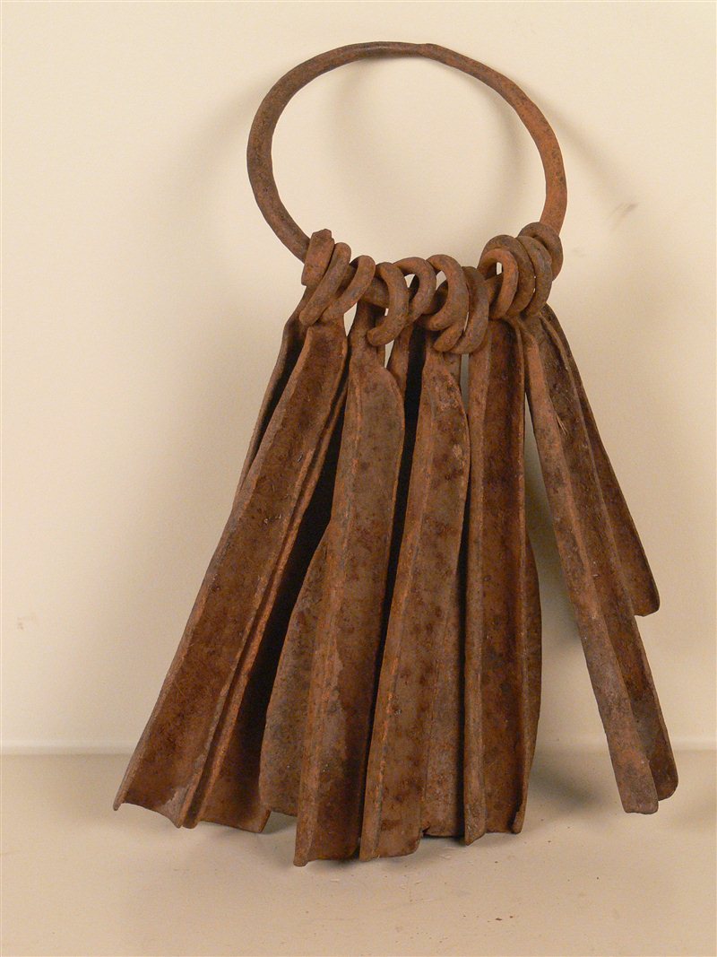 Chamba primitive coins (2937) - Coins in bronze, black iron and other ...