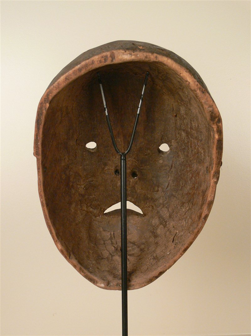 Masque de guérison Kongo Yombé (2980) - Masque africain Kongo