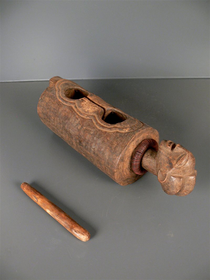 Tambour à fente Kwese (3199) - Musique Kwese - Art africain