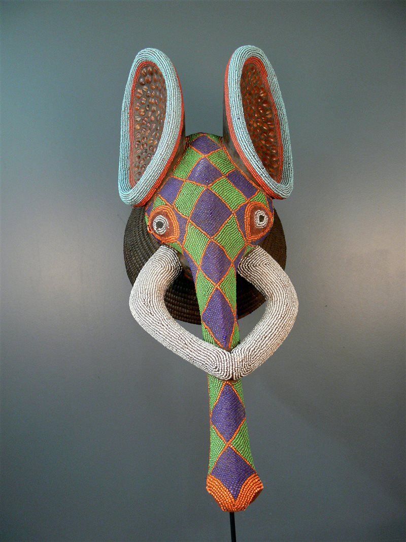 Babanki elephant beaded mask (3396) - African mask, tribal art ...