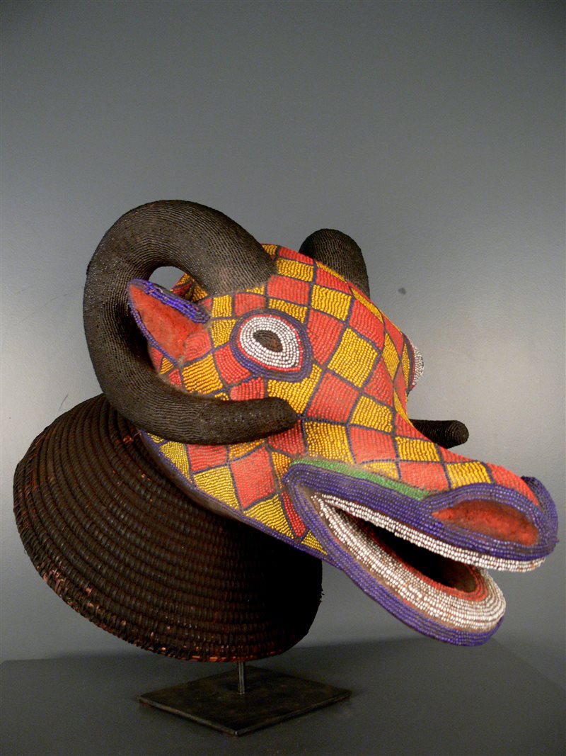 Bamileke Buffalo beaded mask (3454) - African mask, tribal art ...