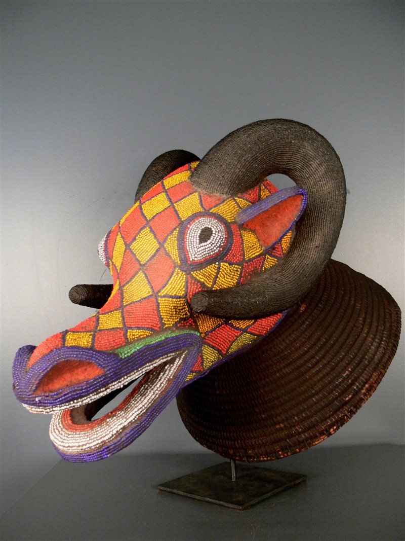Bamileke Buffalo beaded mask (3454) - African mask, tribal art ...