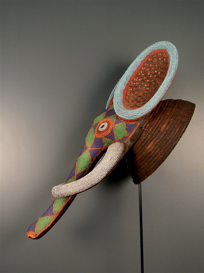 Babanki beaded elephant mask (3548) - African mask, tribal art ...