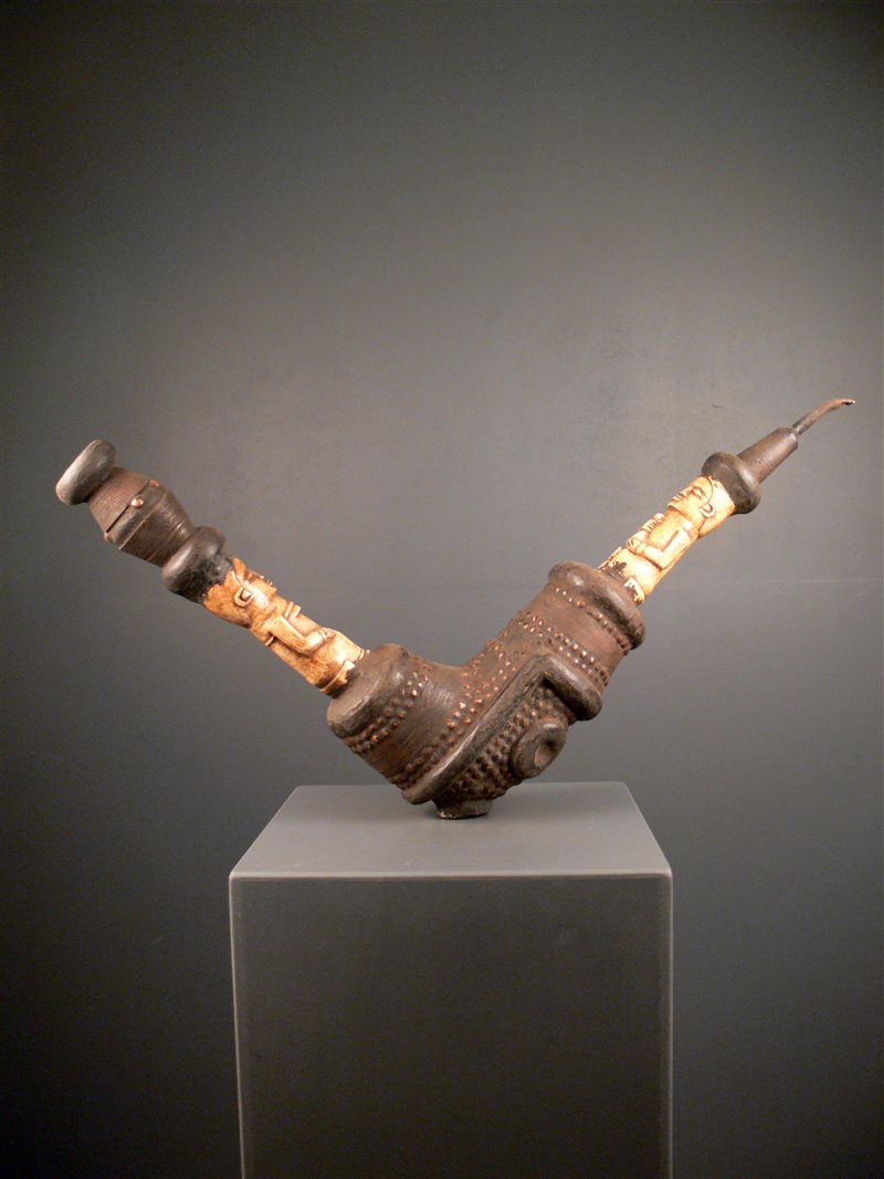 Bakongo pipe (3840) - African pipes in wood, in bronze Bakongo