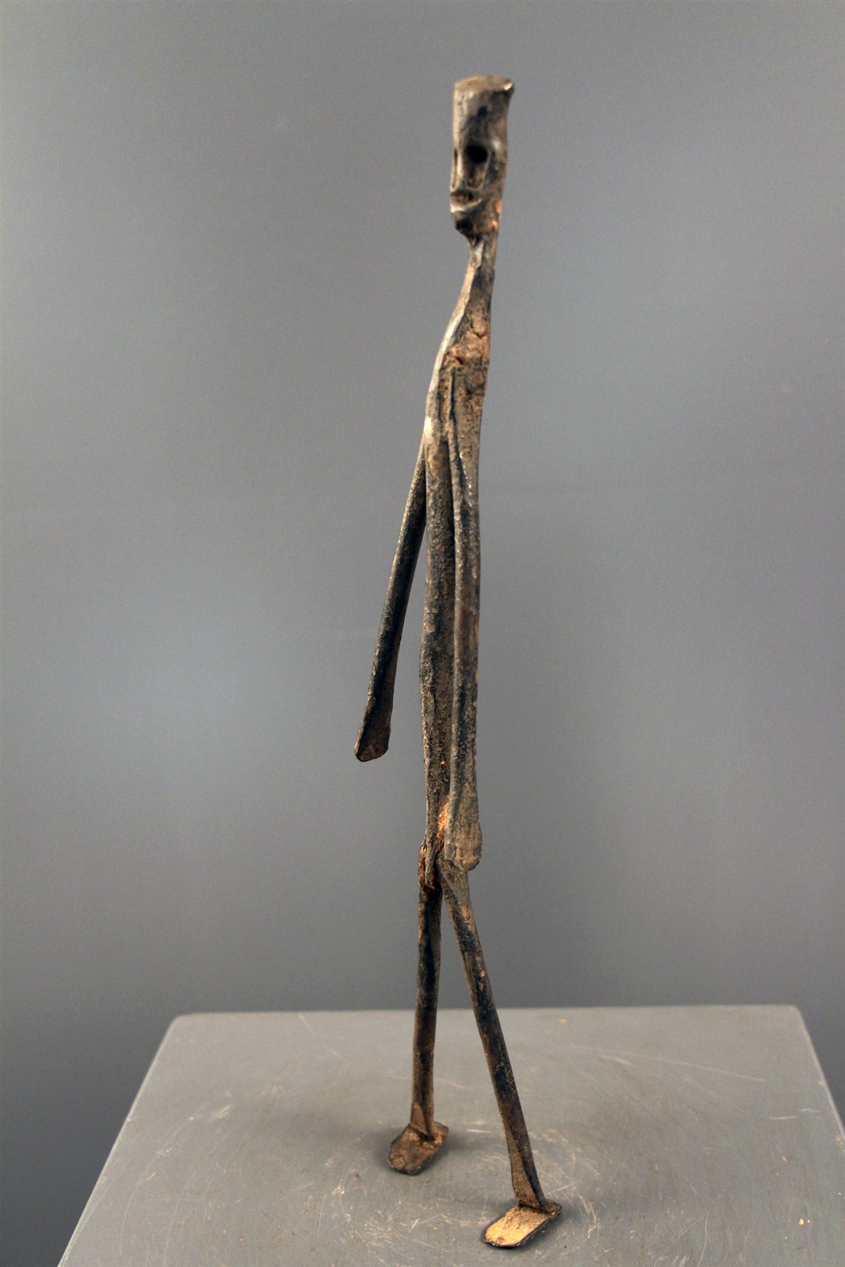 Statue cultuelle Lobi en fer noir (5940) - Statues africaines