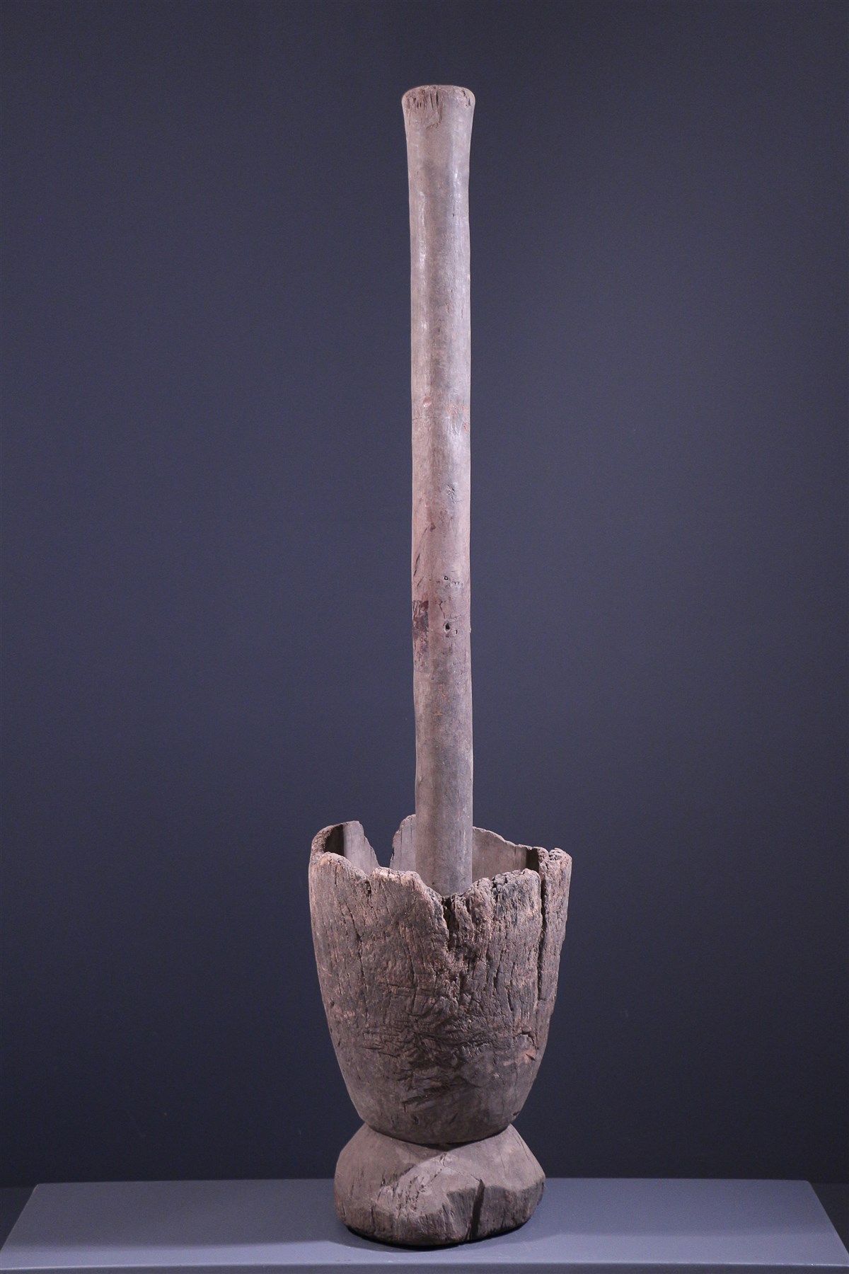 Mortier et pilon à mil Dogon (8870) - Objets usels, poulies,boîtes ...